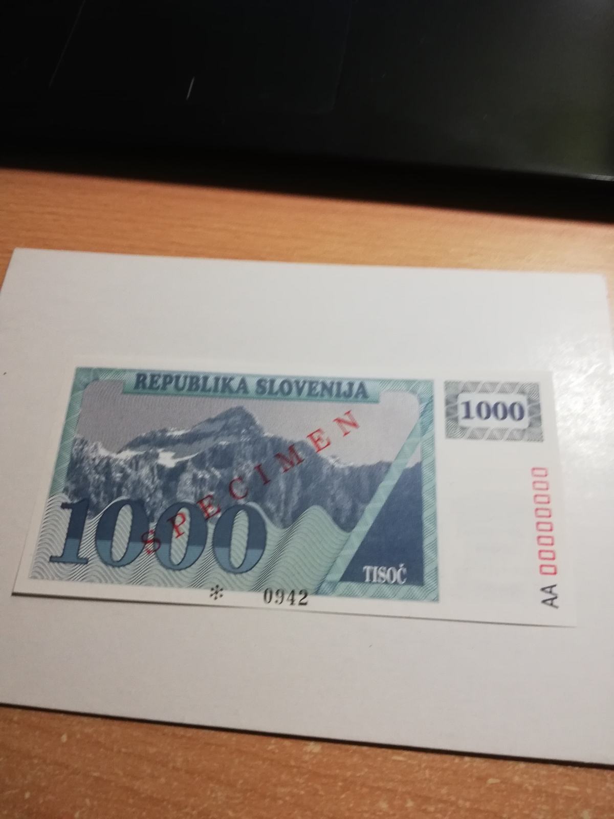 Bon 1000 enot specimen