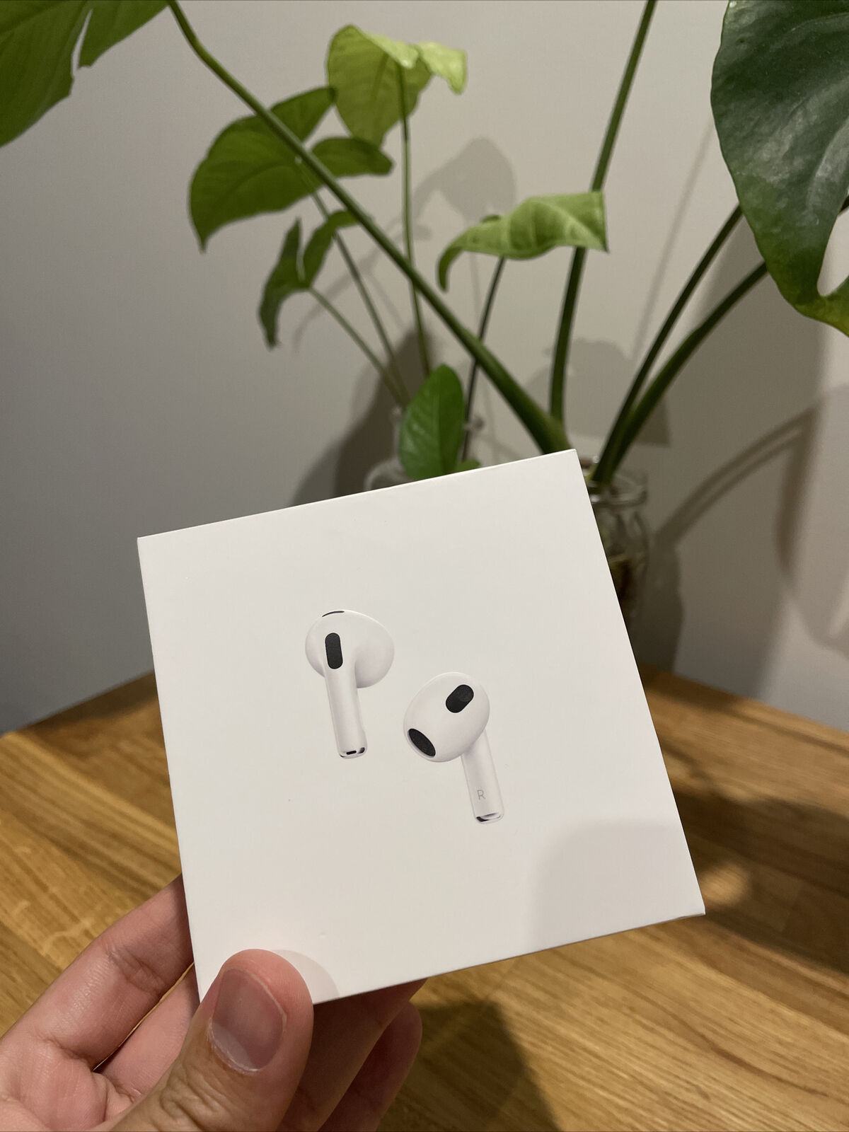 NOVE, neodprte slušalke Airpods 3rd Generation (Apple), garancija