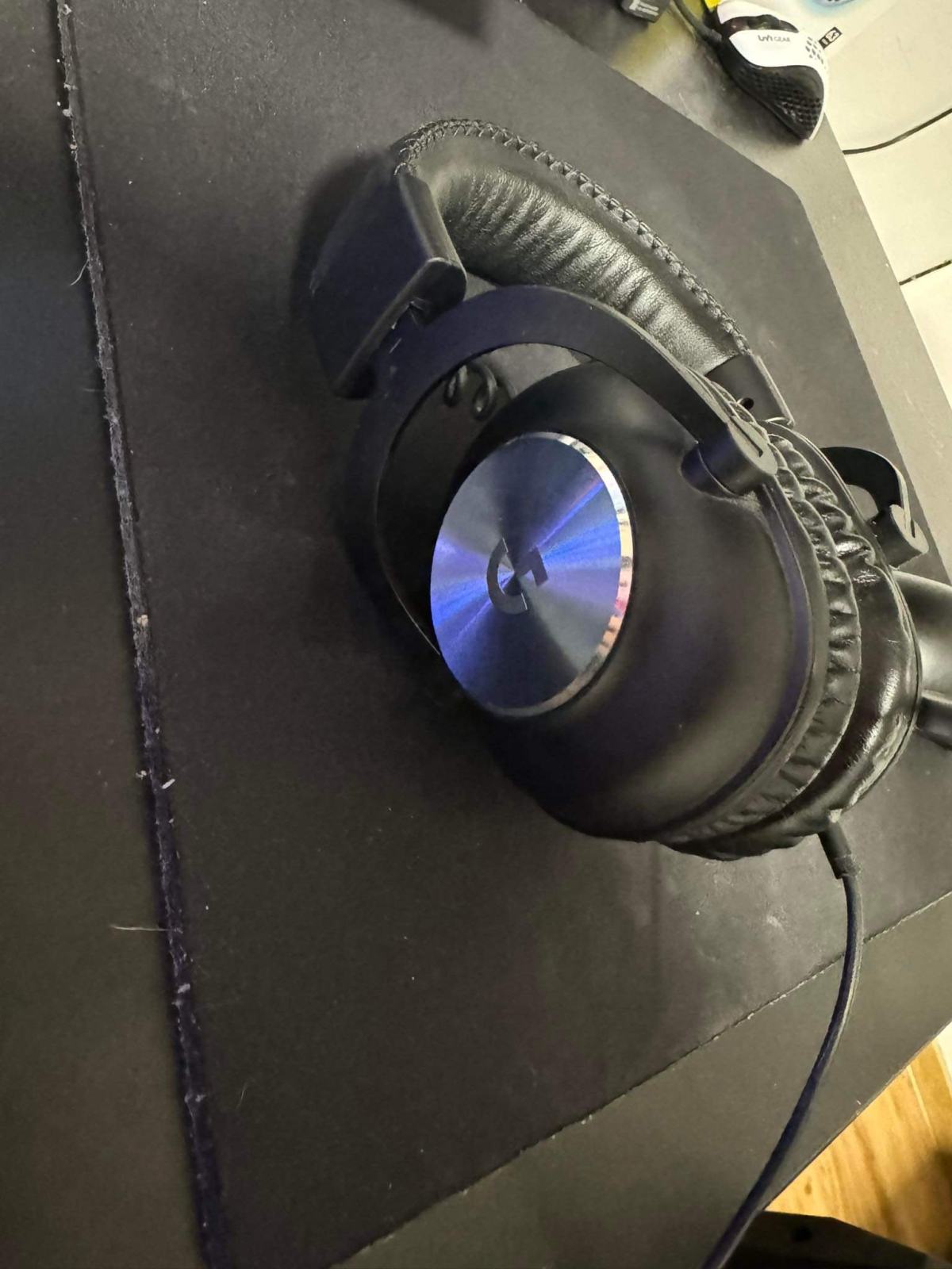 Prodam omenjeno na sliki