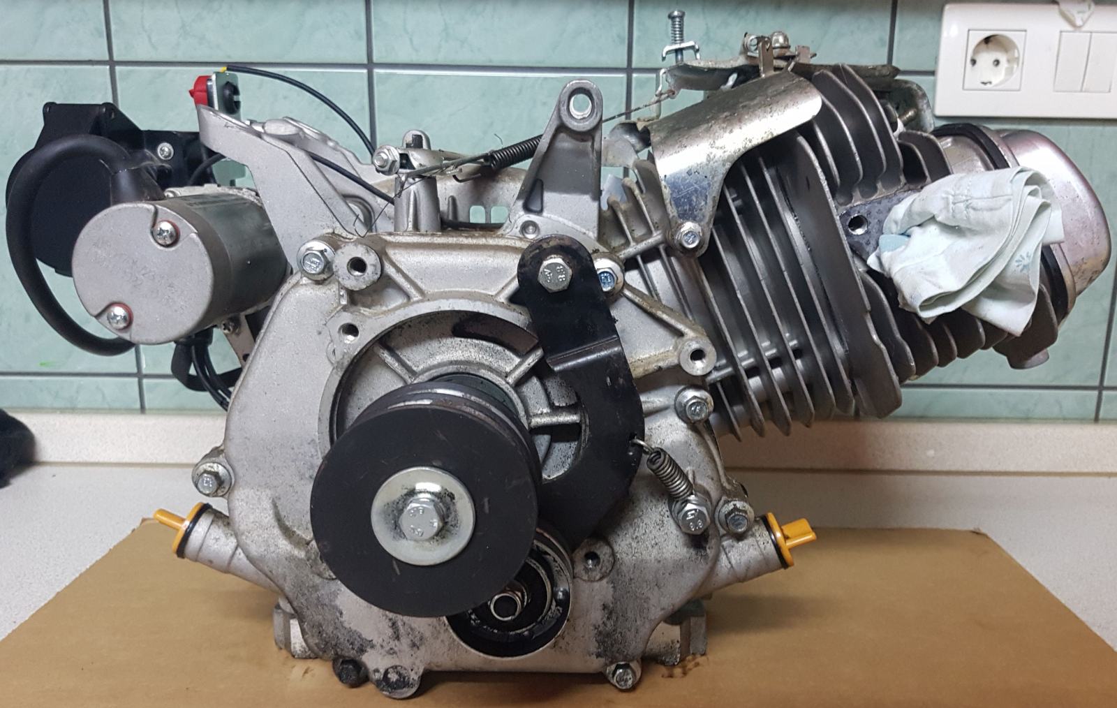 Motor po delih LONCIN G340FD 11 HP za snežno frezo FARMER STG1170T 12