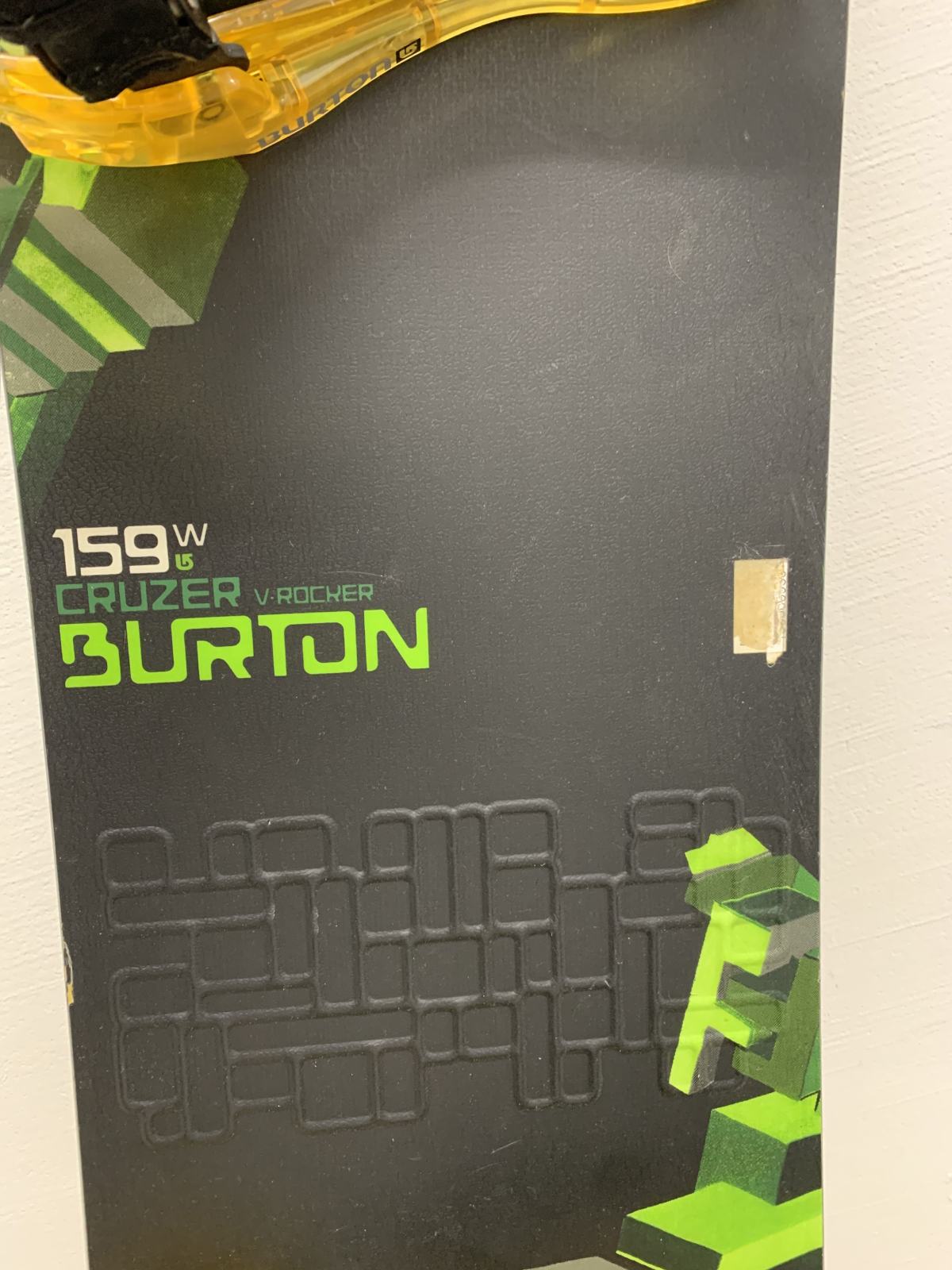 Snowboard / Bord Burton 159 Cruzer V-Rocker z vezmi Burton Progression
