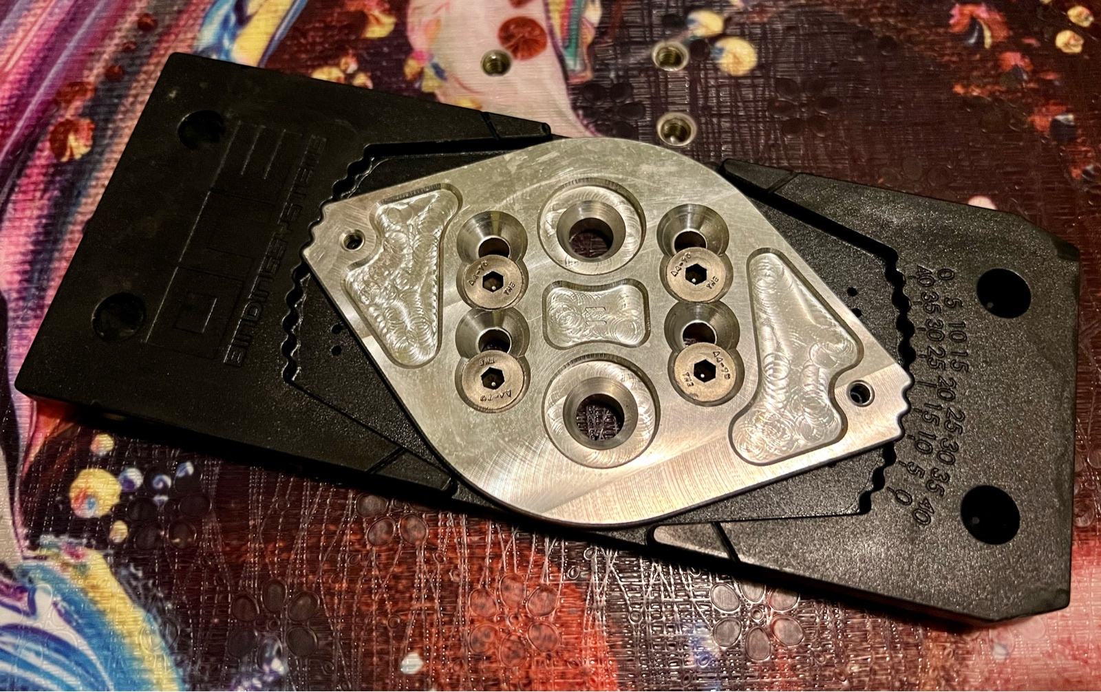 Spark solid board pucks/splitboard