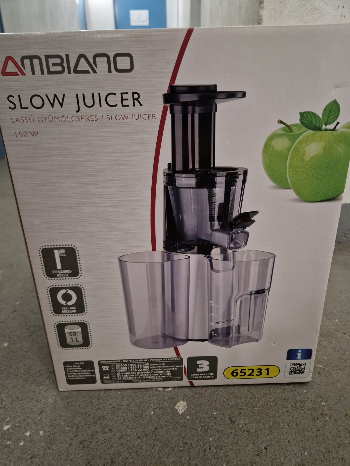 Slow juicer