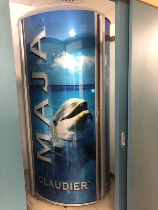 Profesionalni stoječi solarij - simbolična cena