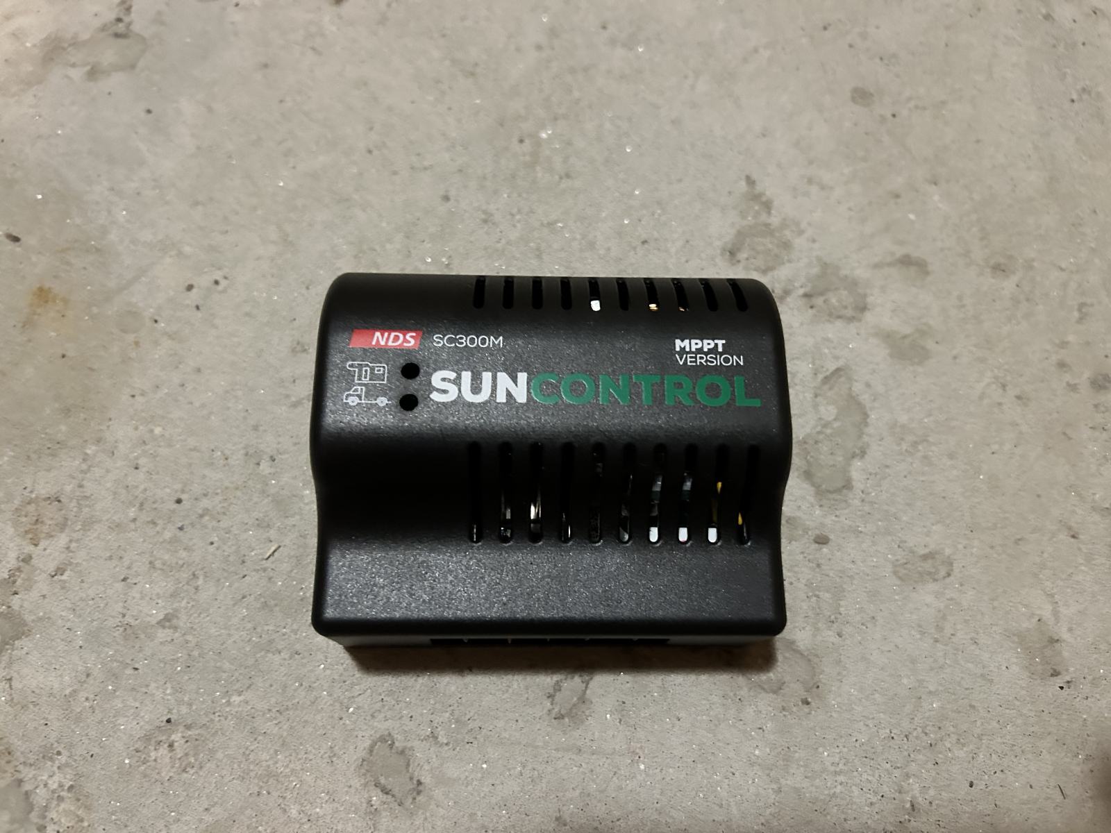 NDS Energy Sun Control SC300M 12V 300W MPPT