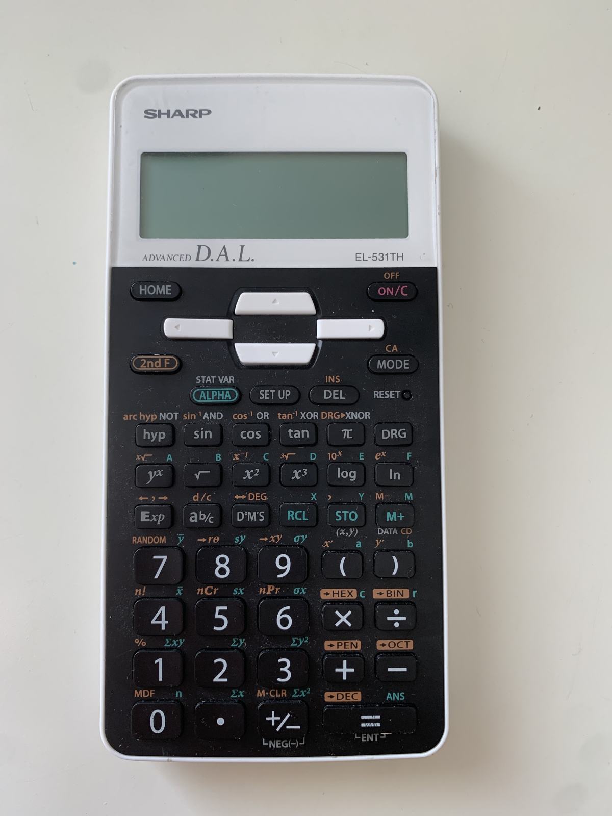 Prodam kalkulator SHARP advanced D.A.L