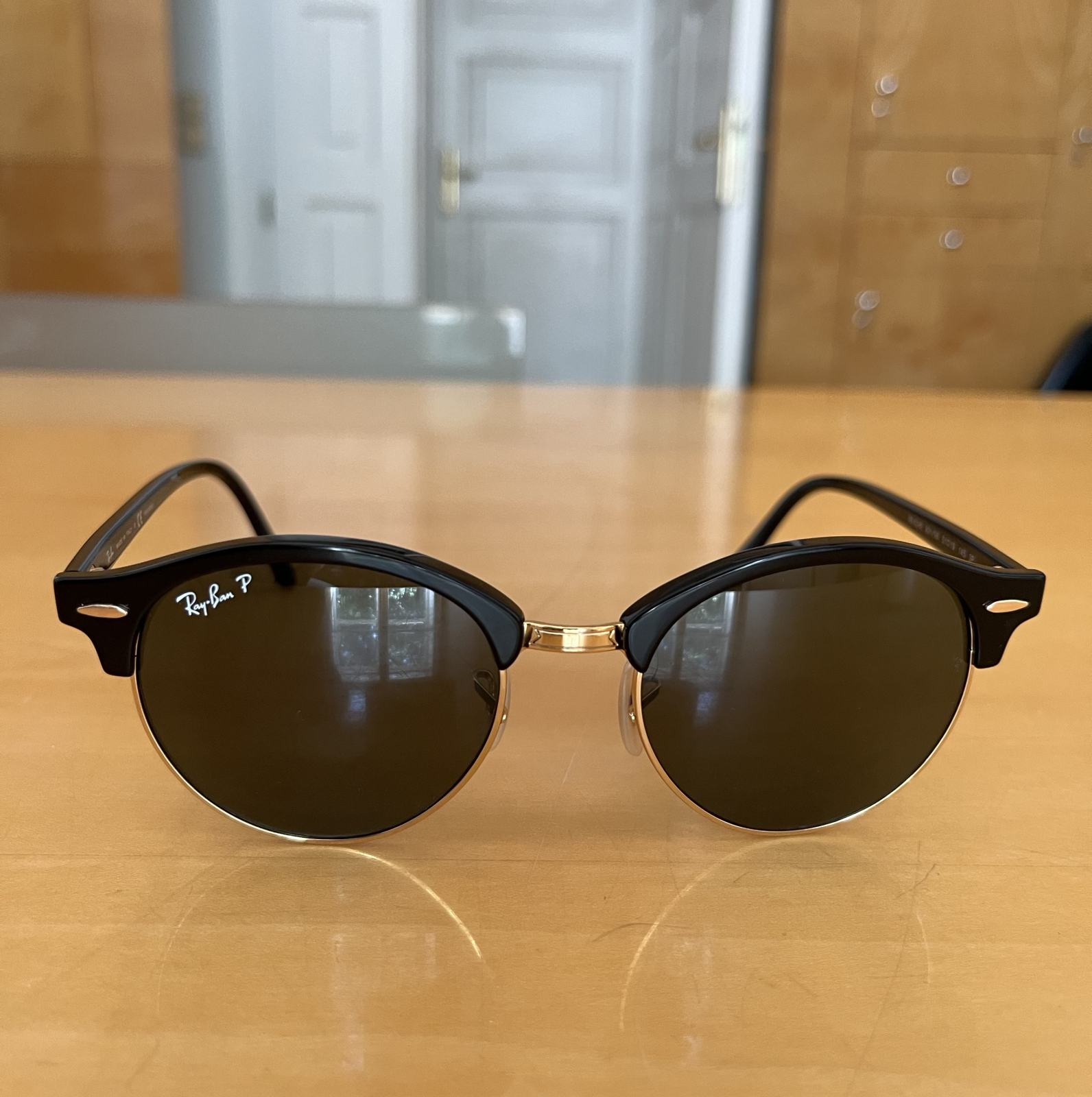 Ray-Ban Clubround RB4246