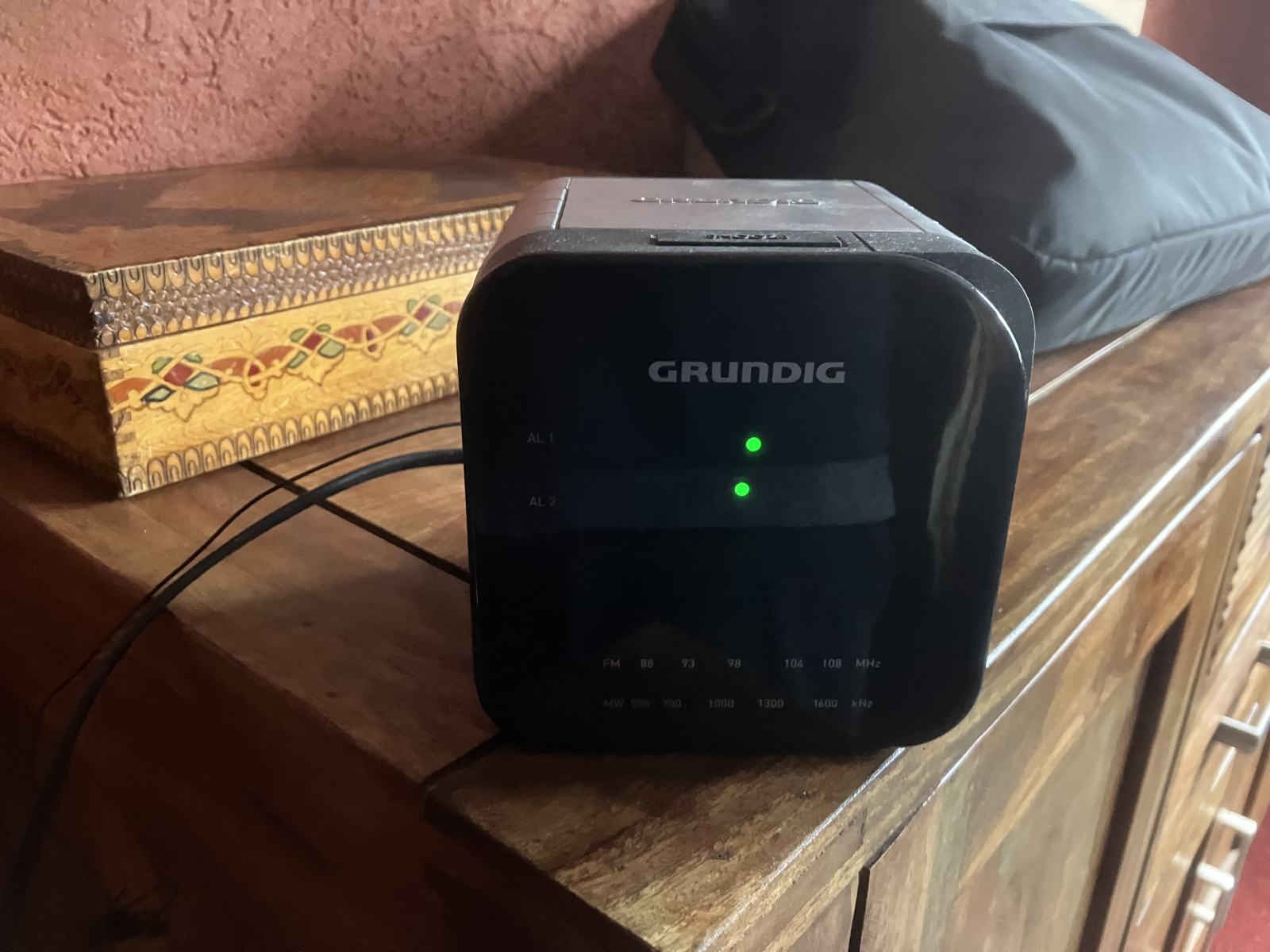 radio ura grunding