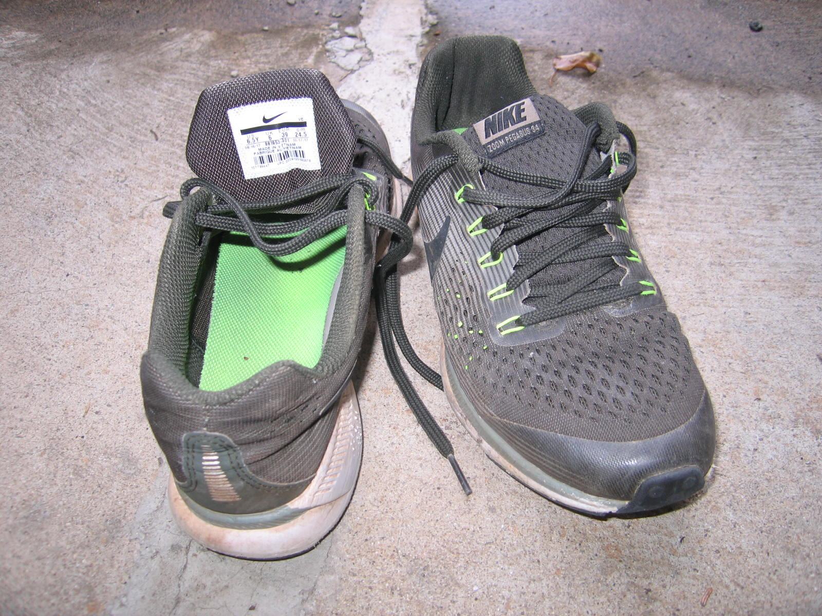 Superge, Nike, št. 39