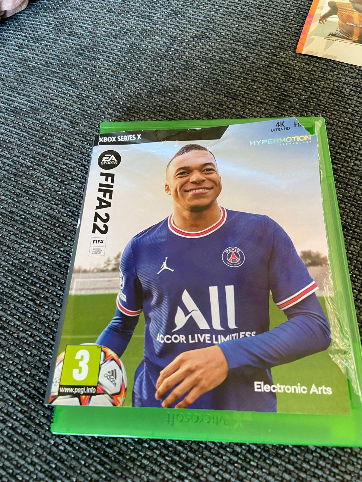 Fifa 22 xbox series x, neuporabljena