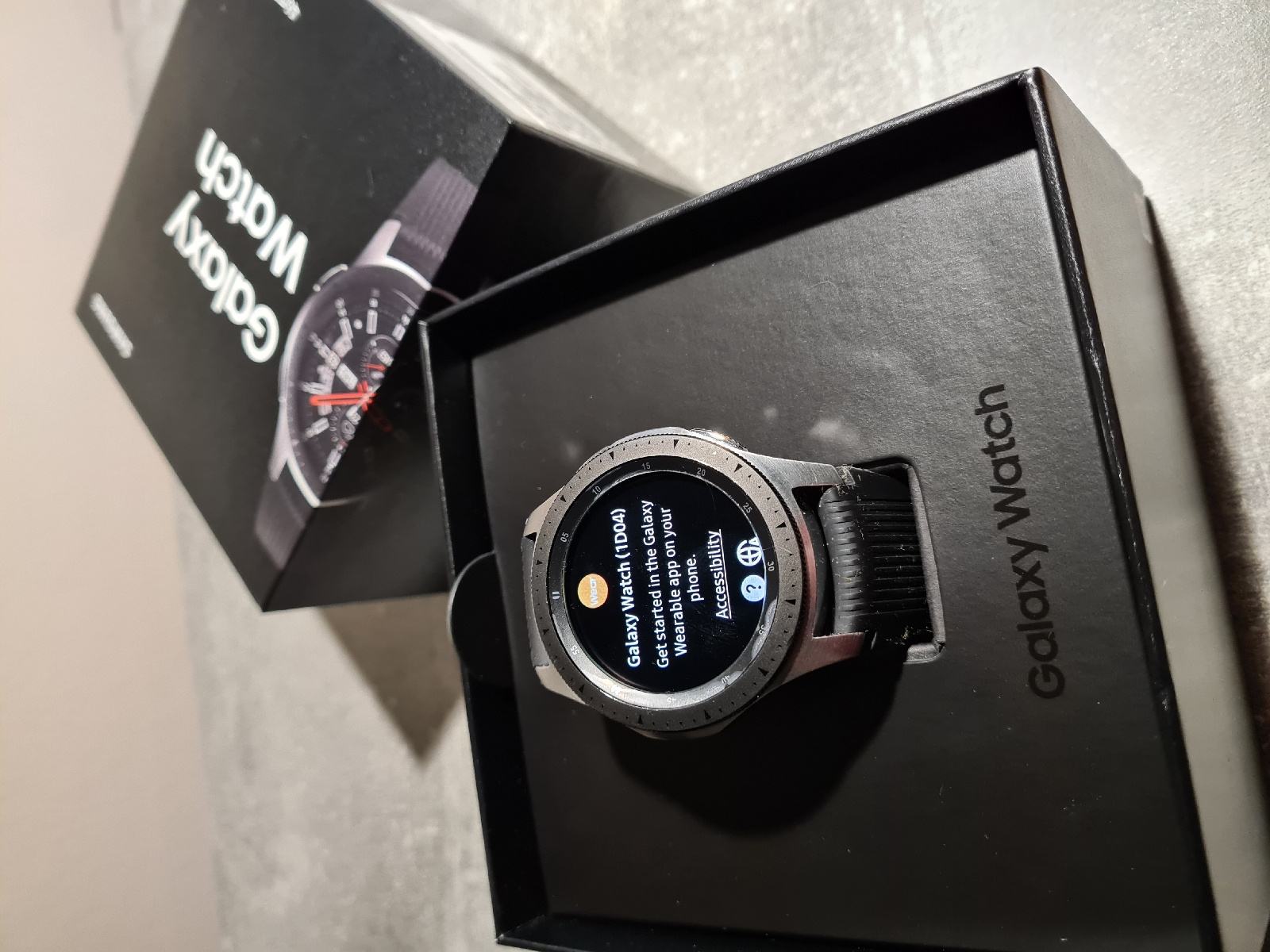 Samsung Galaxy Watch 46mm SM-R800