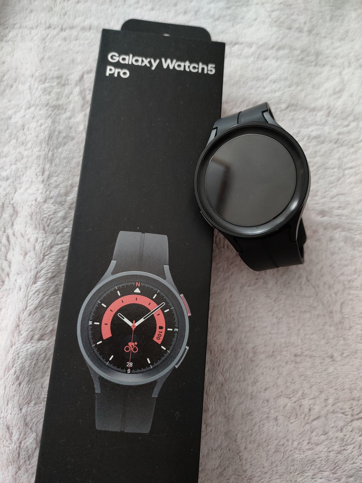 Samsung Galaxy Watch 5 PRO pametna ura NOVA