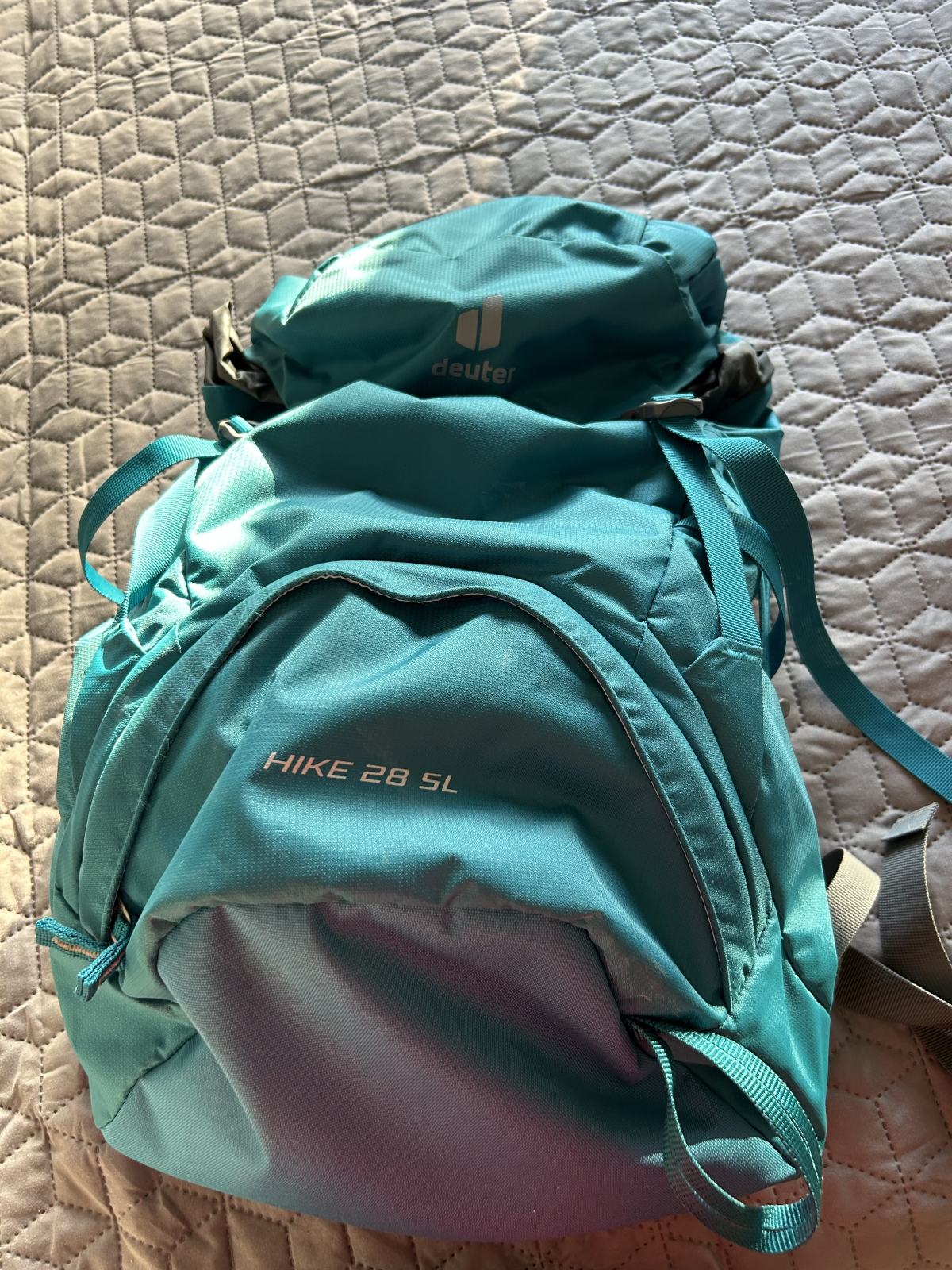 Deuter Hike 28 SL