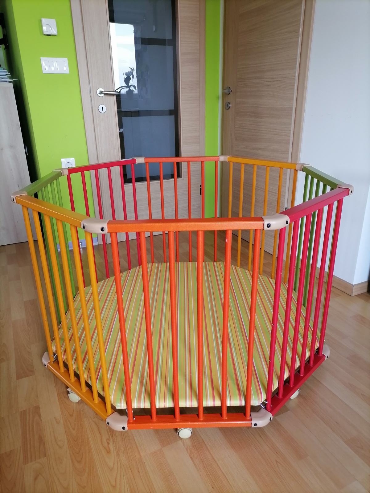 Lesena stajica Geuther