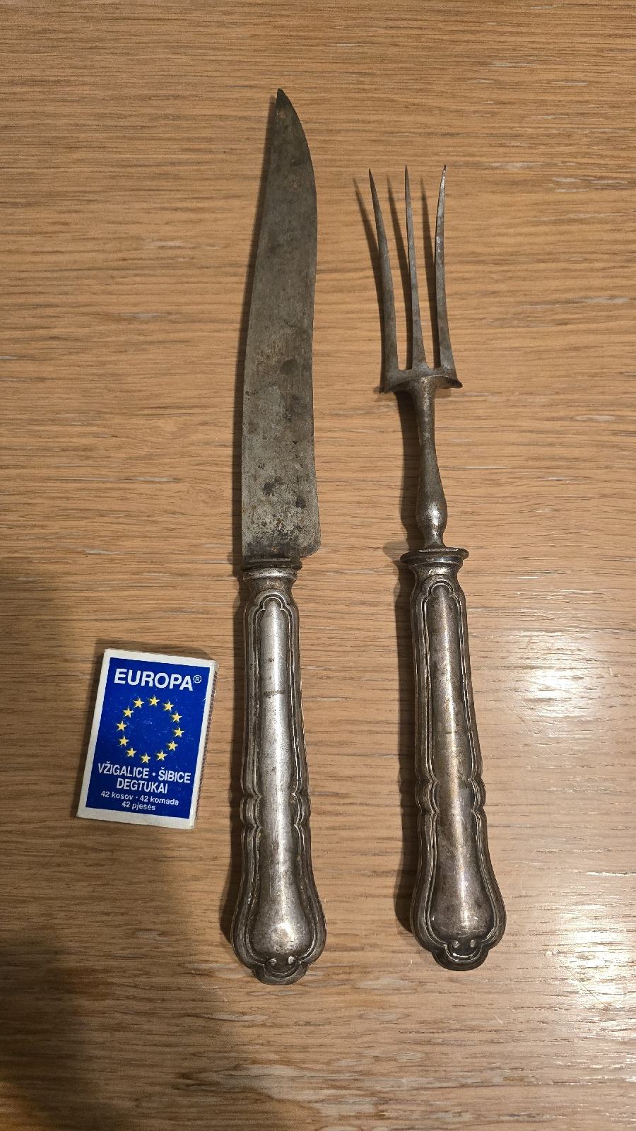 Set nož - vilica