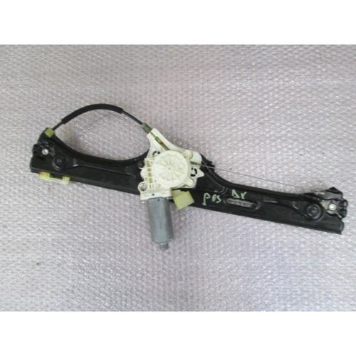 MOTORCEK ELEKTRICNEGA POMIKA ZADNJEGA STEKLA OEM N. 67627267692 ORIGI