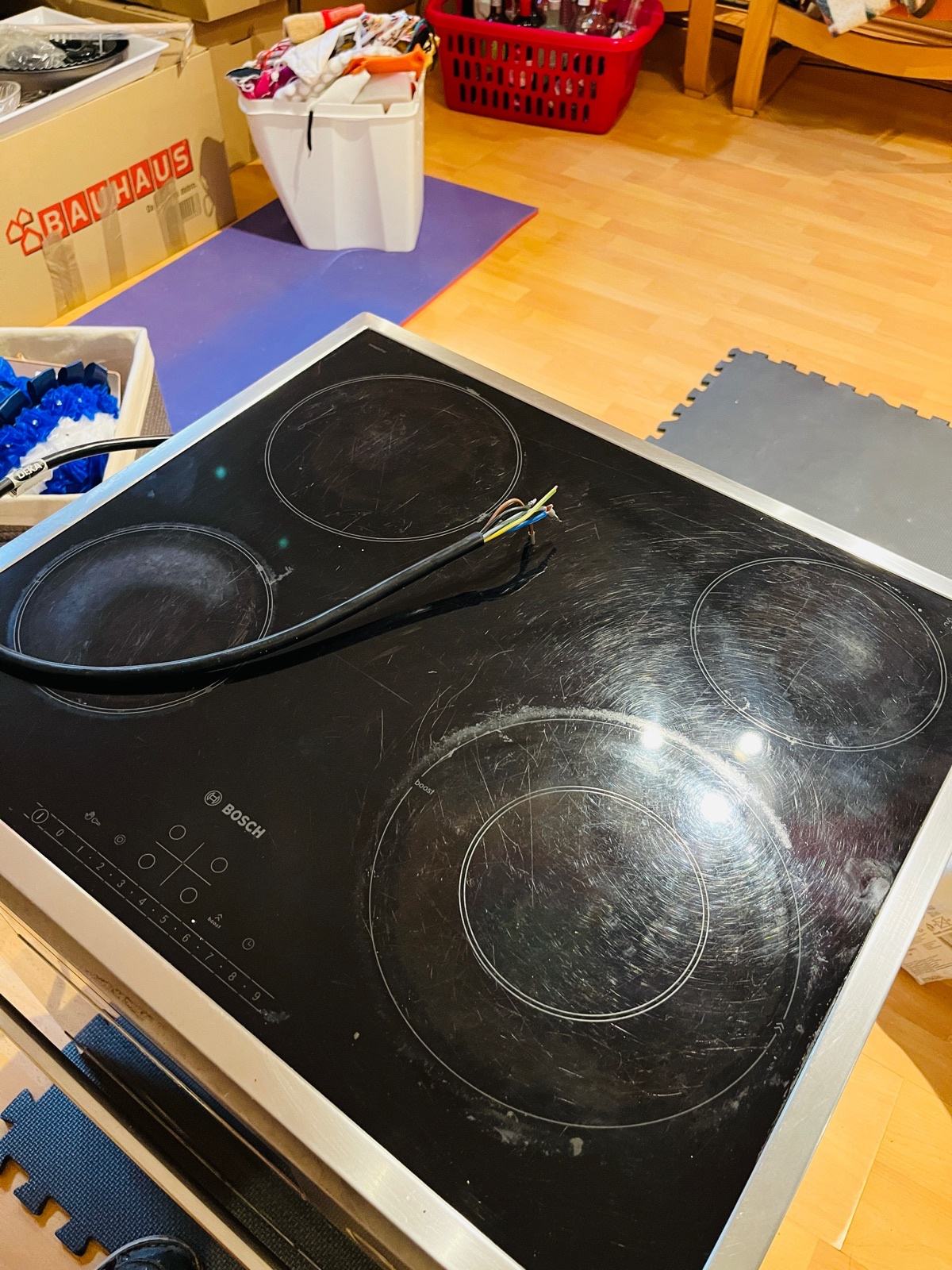 Steklokeramicna plosca