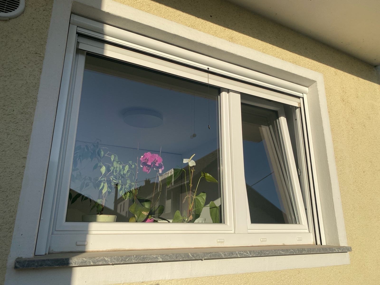Pvc okno z ruleto 164x130 (šxv)