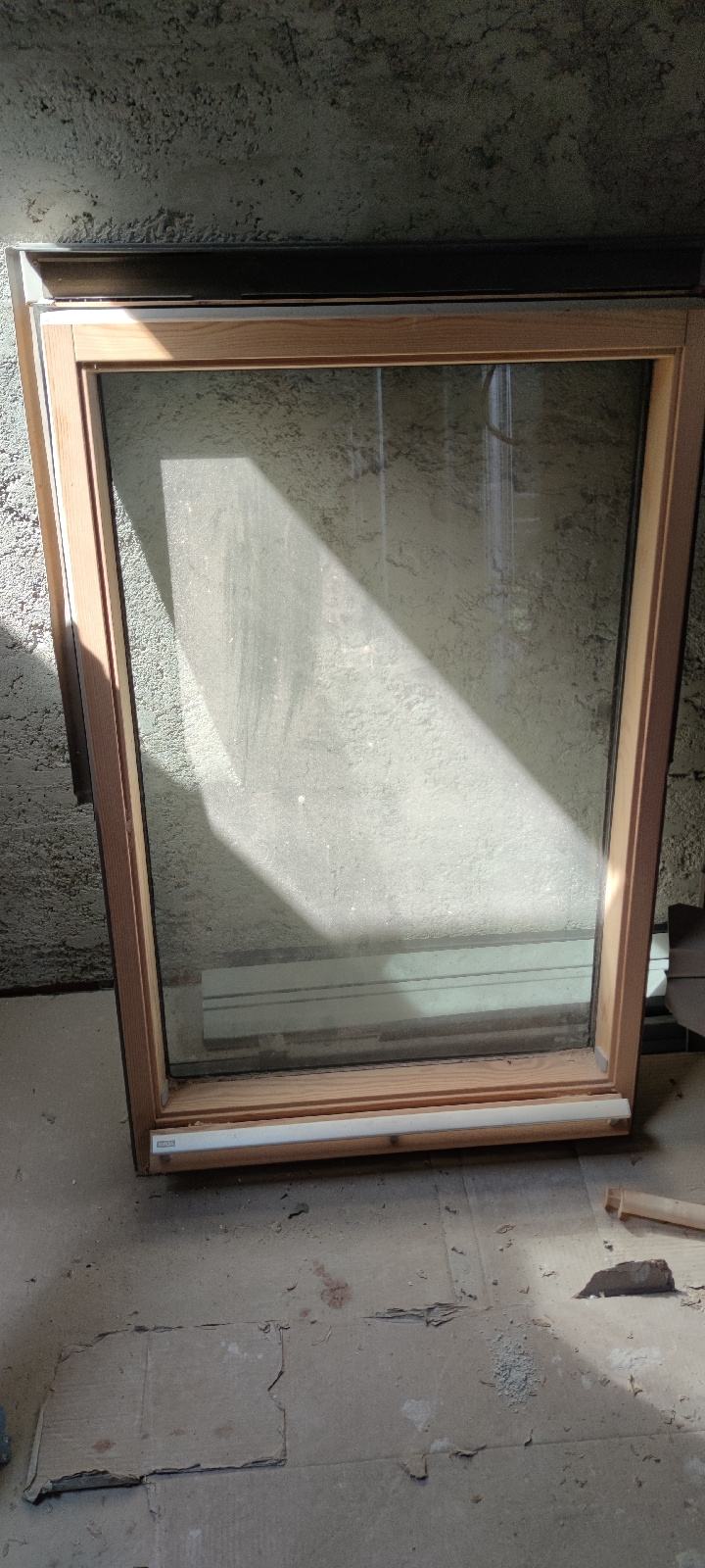 Stresno okno velux ggl m06