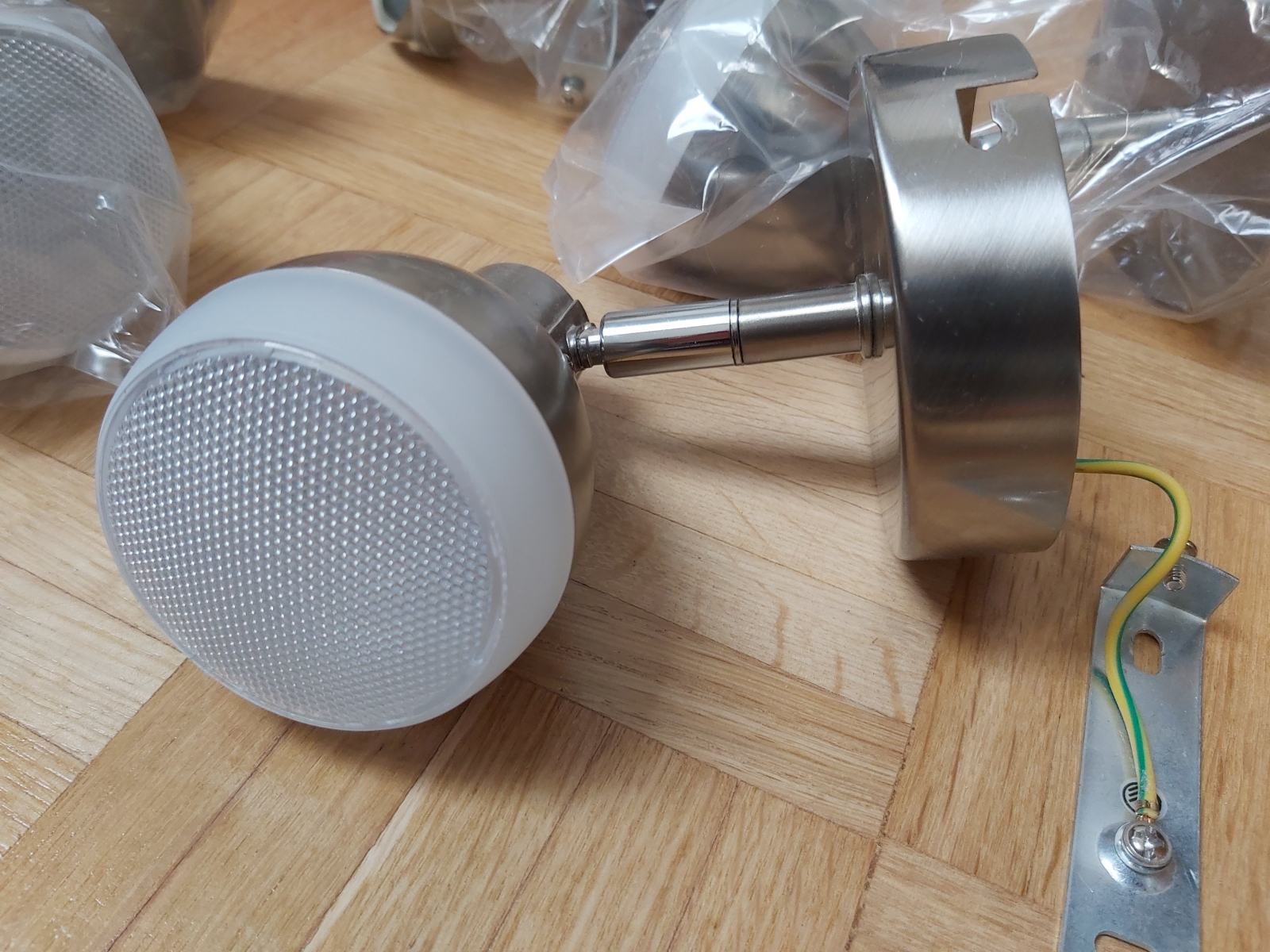 esto lighting - stenska luč