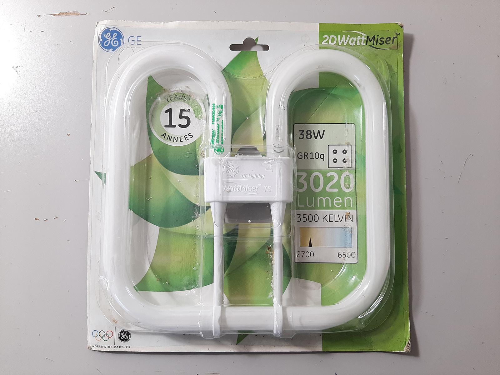 GE Lighting 2D Watt Miser 38W, 3200 lumen, 3500 K