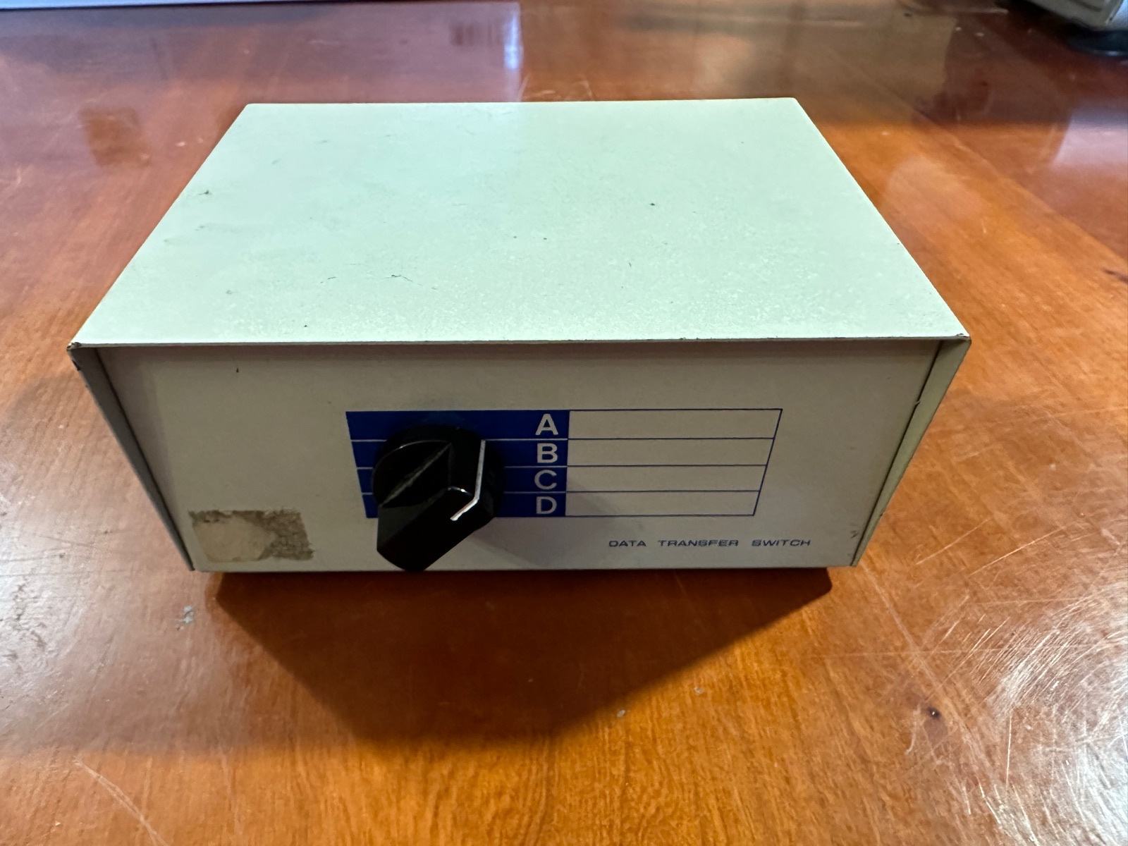 Data transfer switch