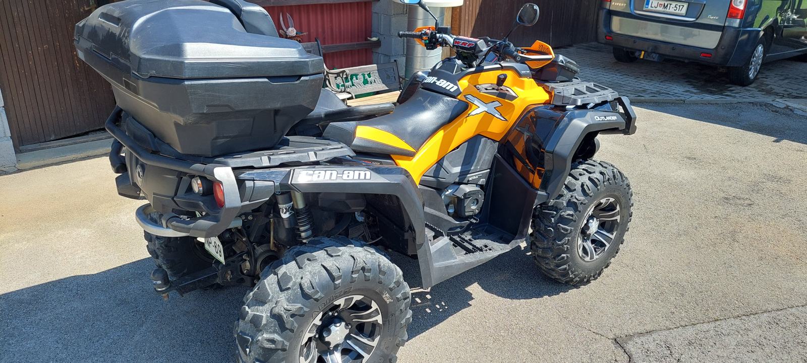Bombardier Can am outlander 650 max xtp 650 cm3, 2015 l.