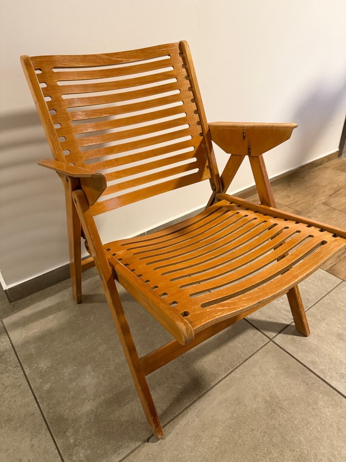 Stol Rex – dizajn Niko Kralj