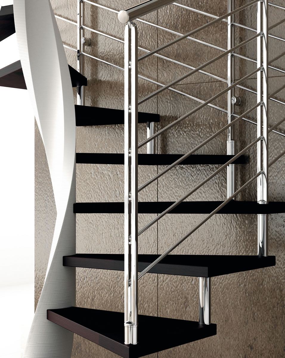 Notranje zavite stopnice št. D-30