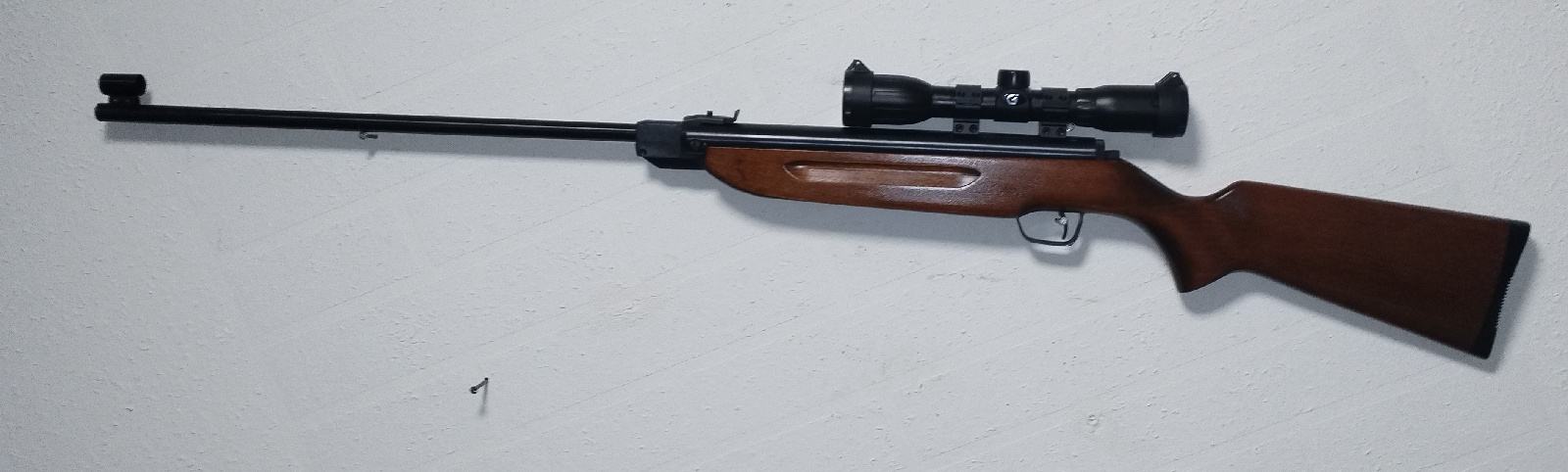 Zračna puška Češka Zbrojovka 4,5mm