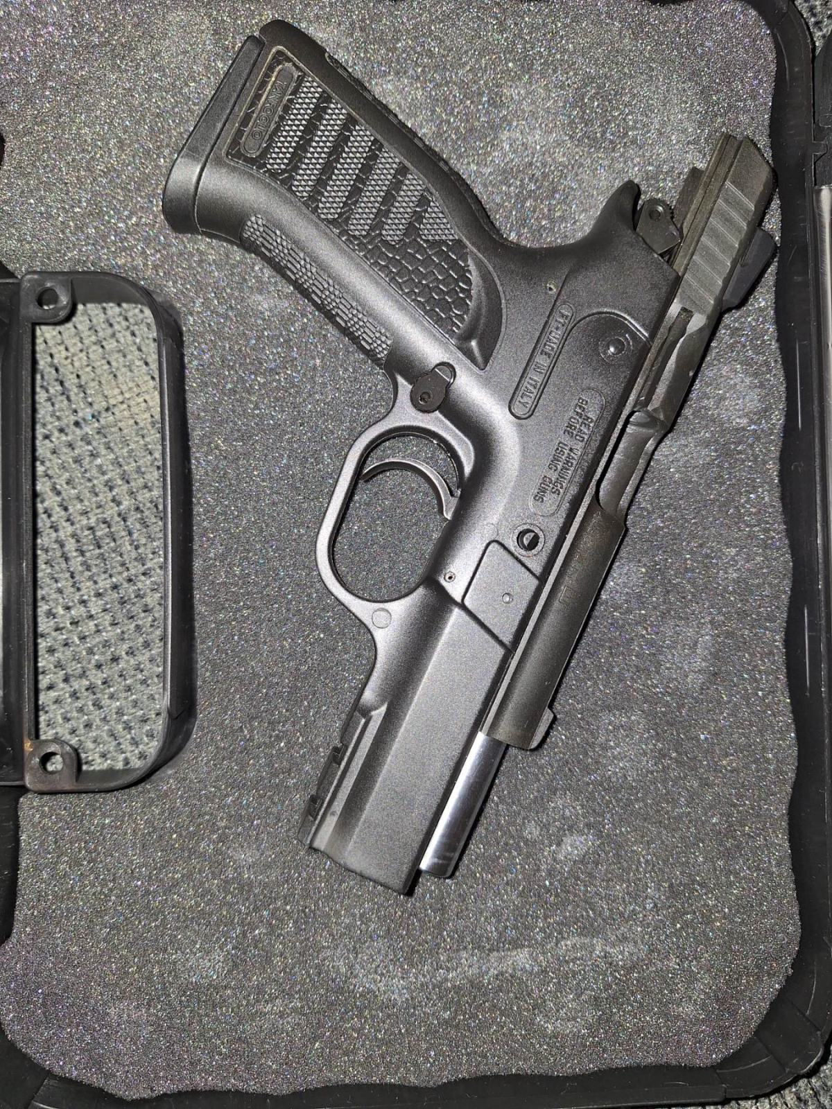 Pištola Tanfoglio force 99 9x19