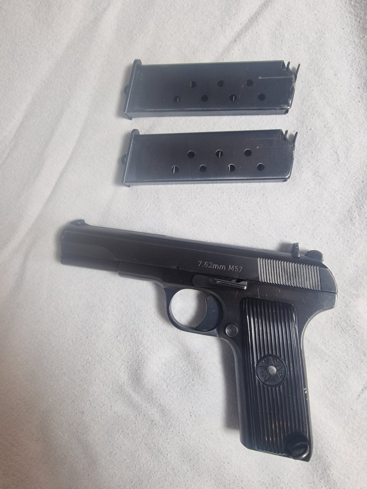 TT crvena zastava 7.62.M57.