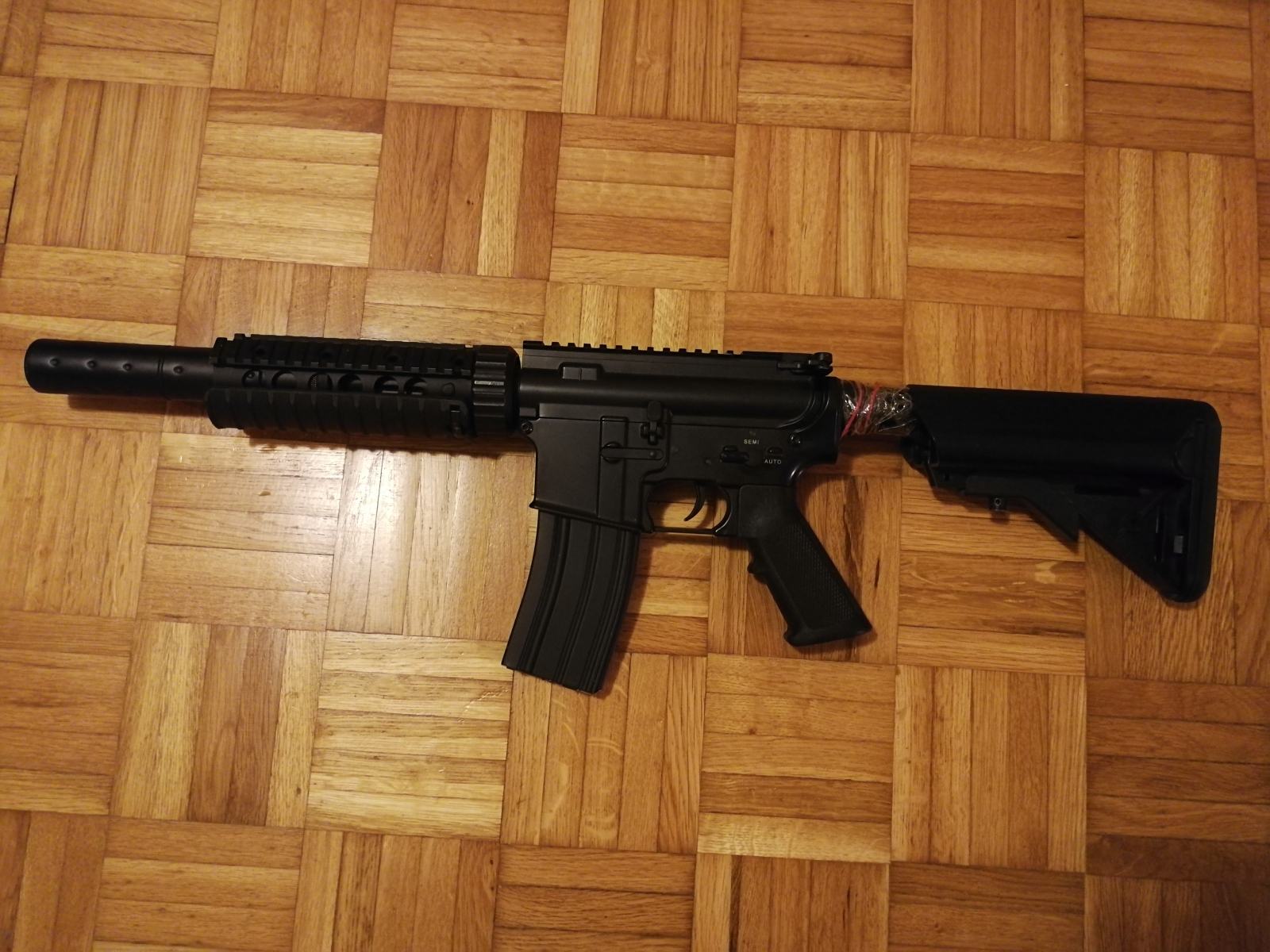 AIRSOFT PUŠKA BOYI M4