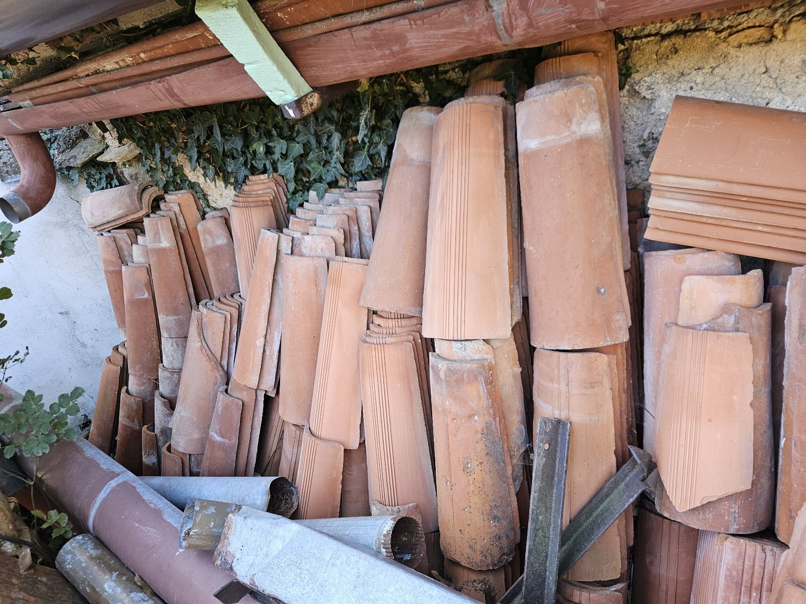 Korci, strešna kritina