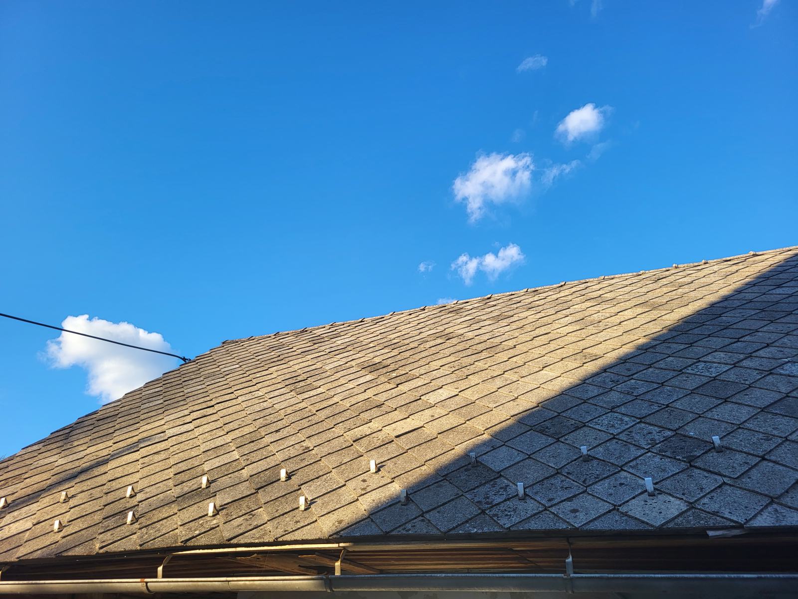 Podarim betonske špičake premera 31cm.