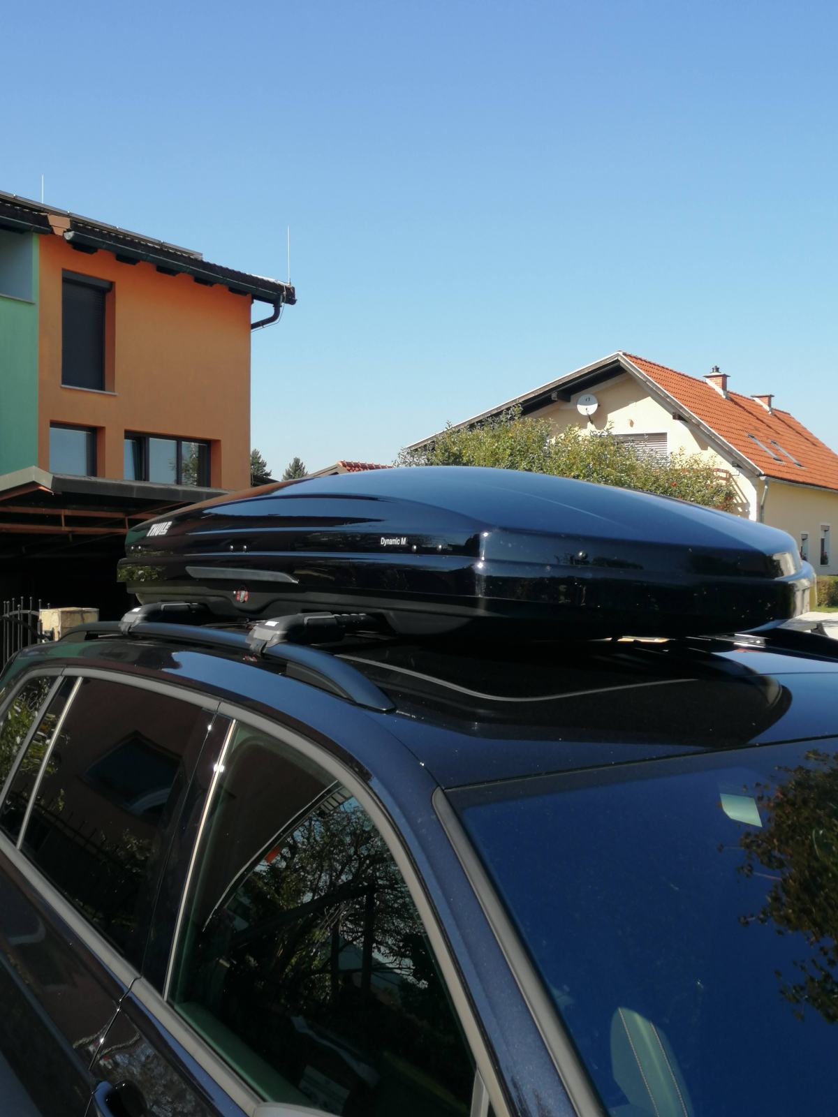 THULE DYNAMIC IN STREŠNI NOSILCI 9585 BLACK
