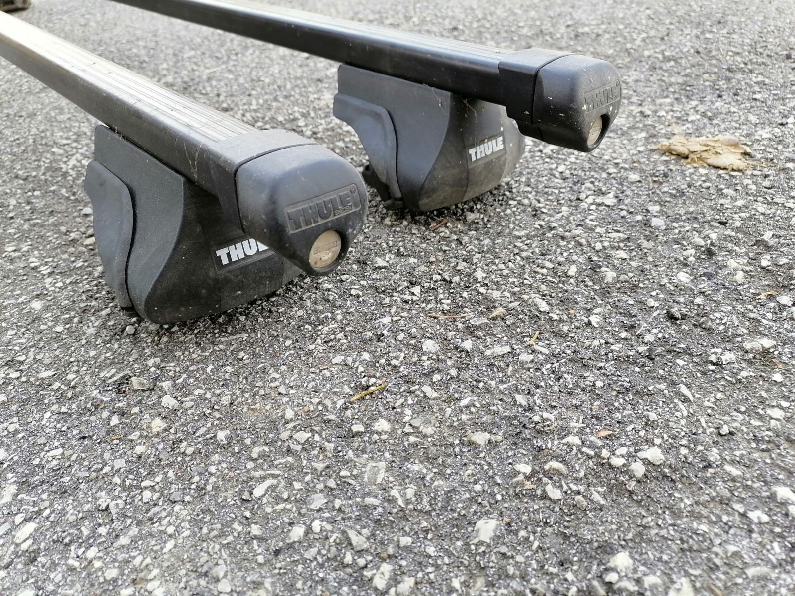 Strešni nosilci (prečke) Thule 755