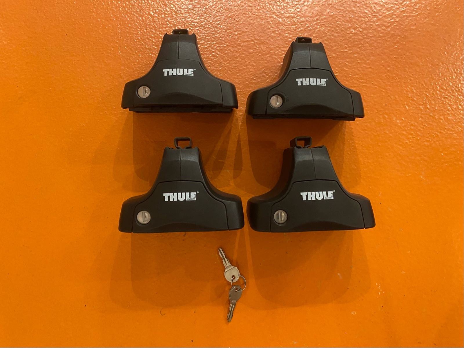 Thule 754 noge