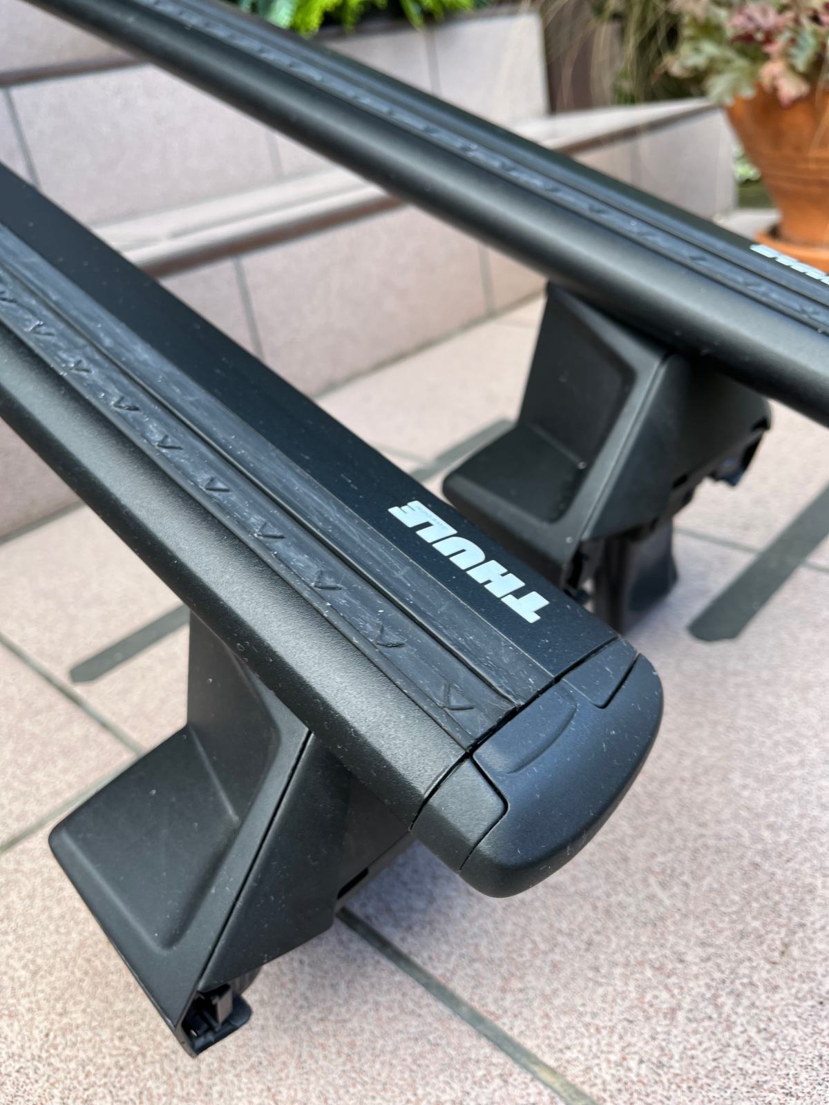 Thule Wingbar Black, Honda Civic 10. gen, 5v 2017-2022
