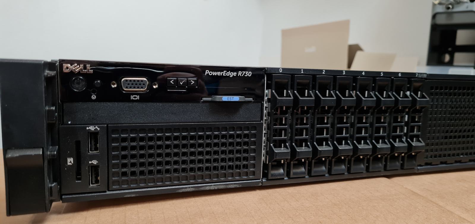 Dell R730