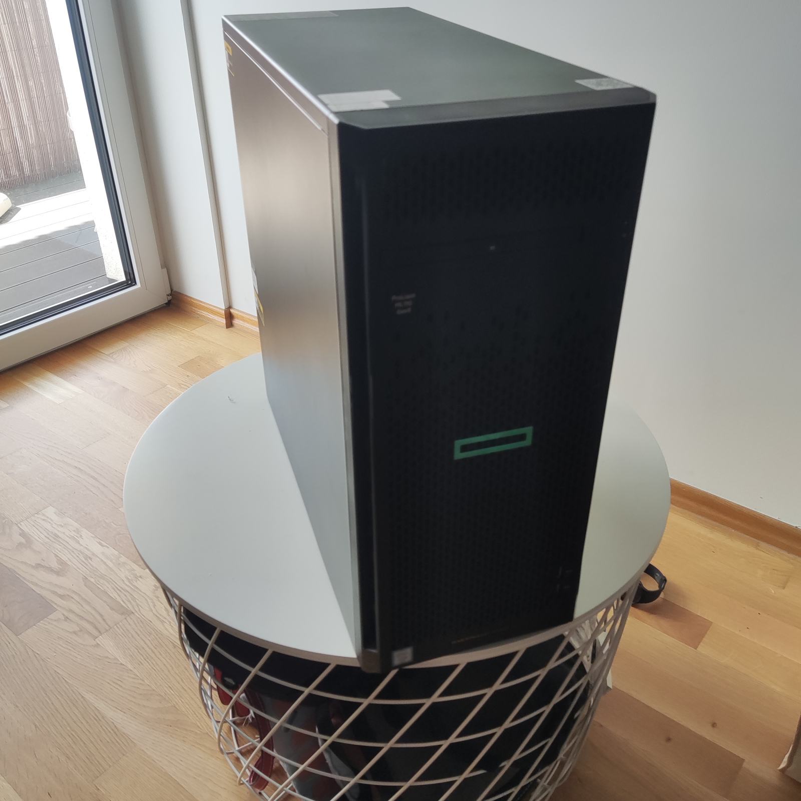 HP ML110 g9