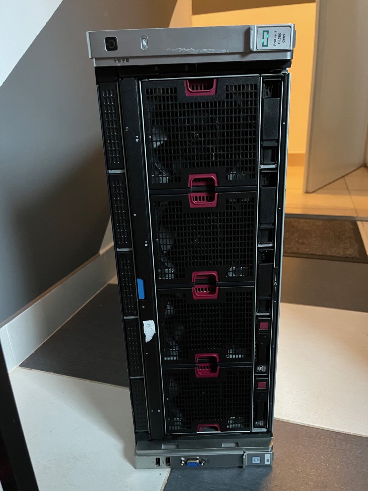 HP Proliant DL580 GEN9