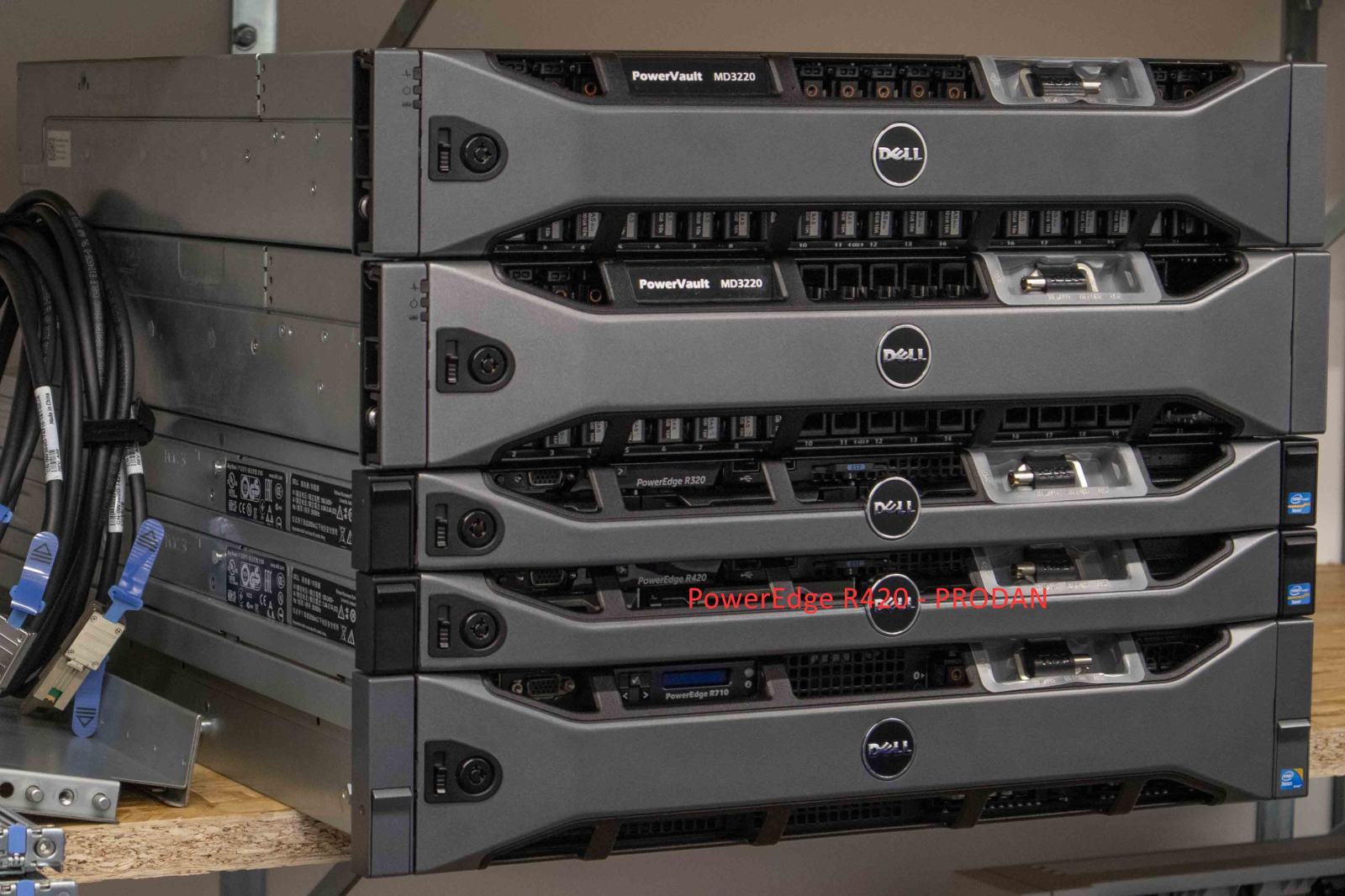 Komplet Dell serverjev ter storage enot - AKCIJA!