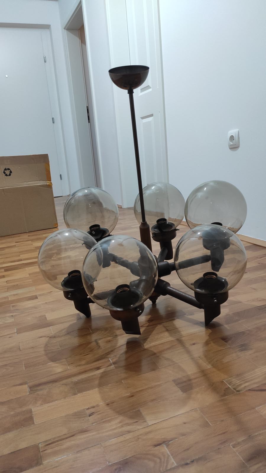 RETRO LESTENEC, STROPNA LUČ, S 6 BUČKAMI,