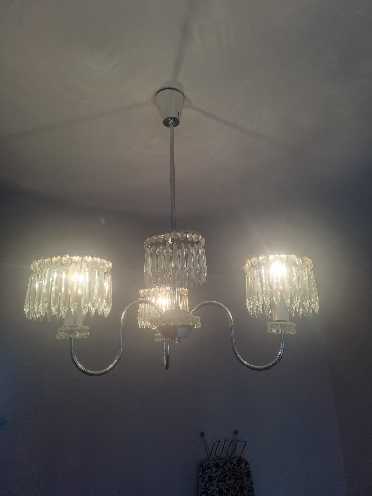 starinski stropni lestenec vintage