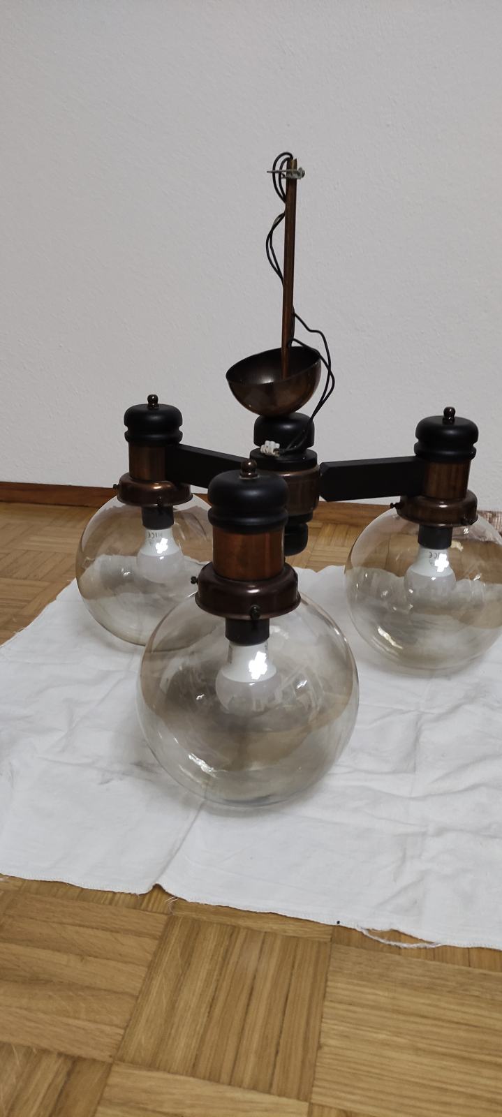 Stropna luč - lestenec -luster