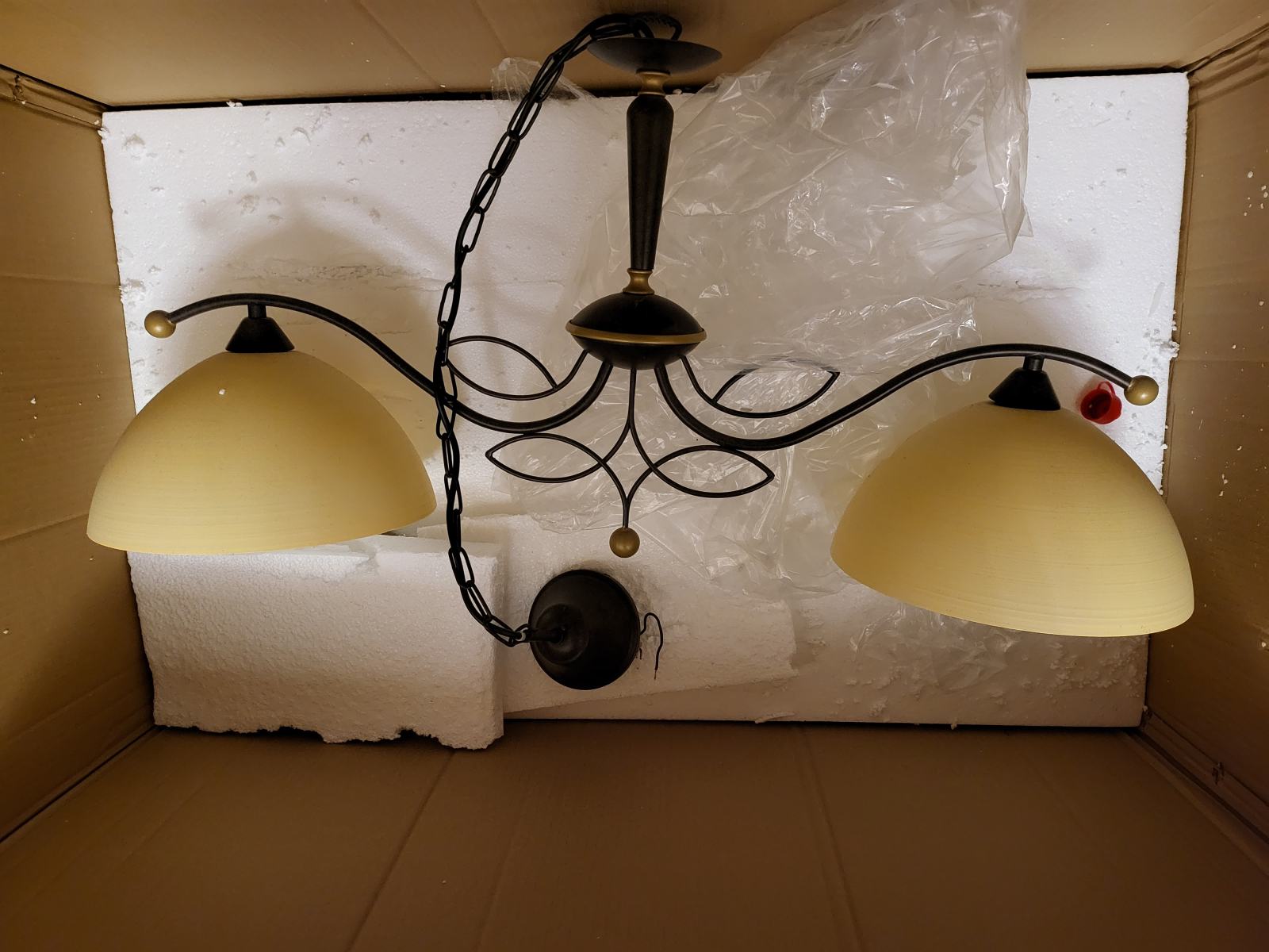 Stropni lestenec retro slog