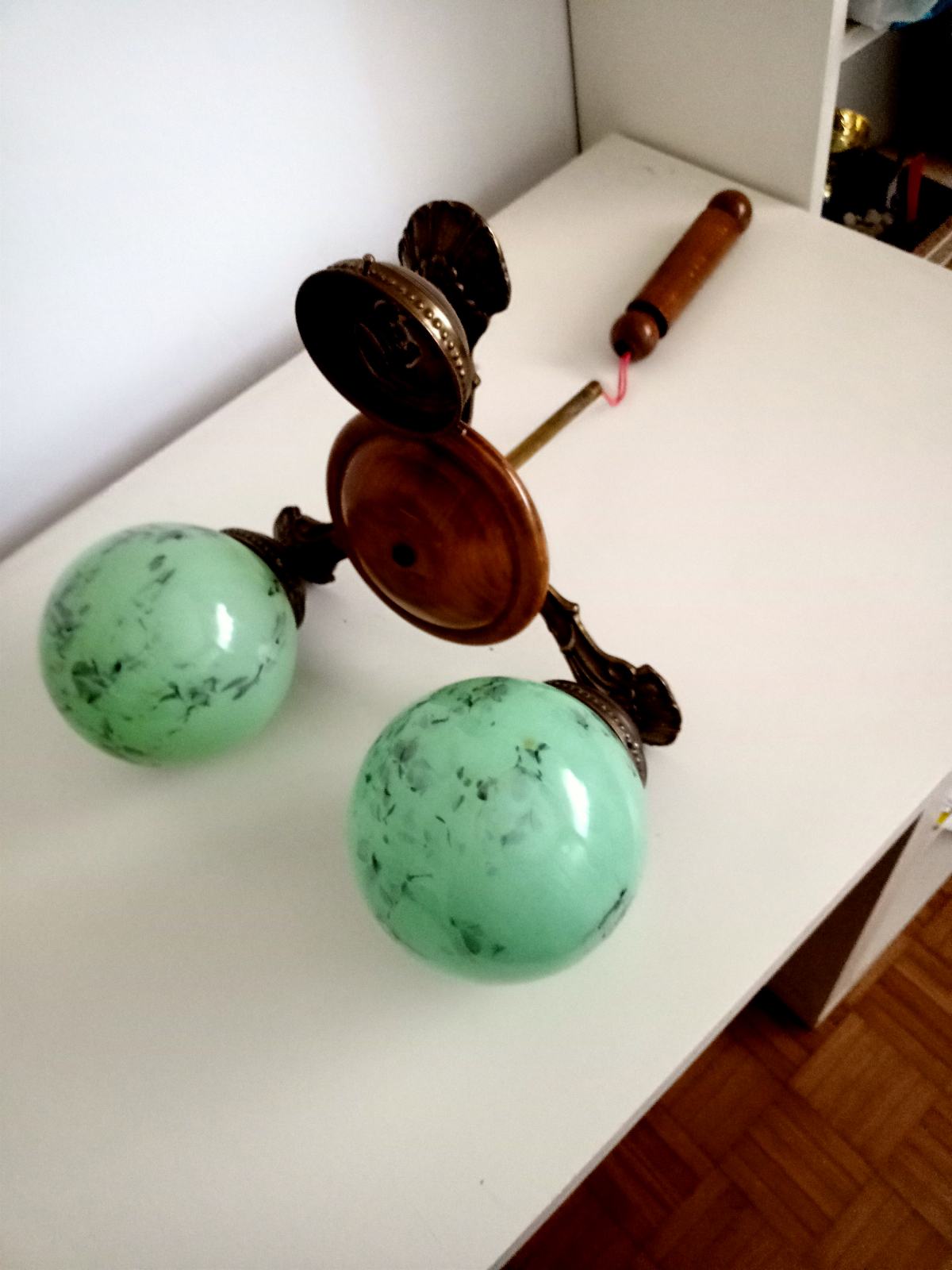 Starinski lestenec - več kot 80 let star luster prodam