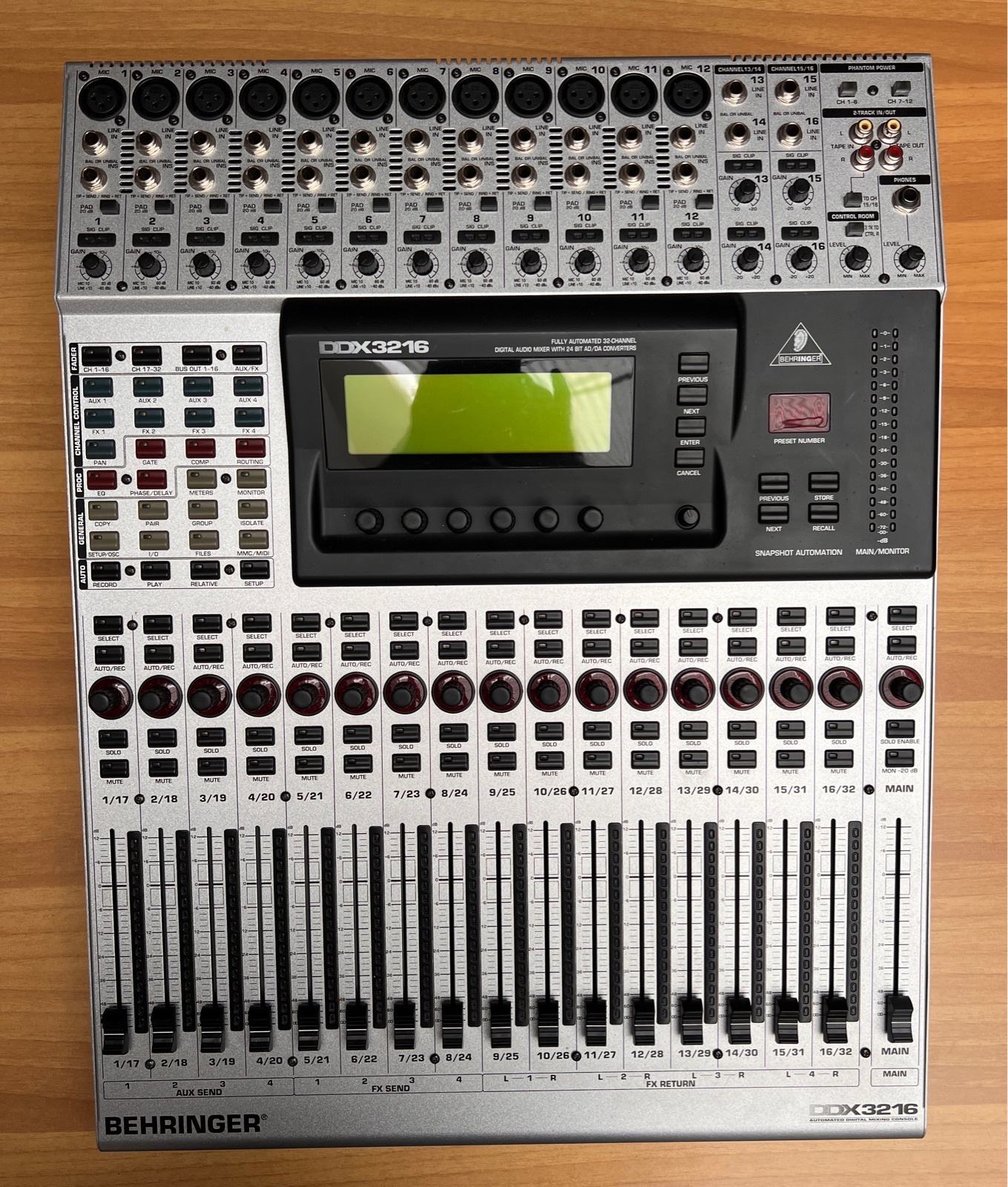 behringer ddx3216 digitalna mešalna miza