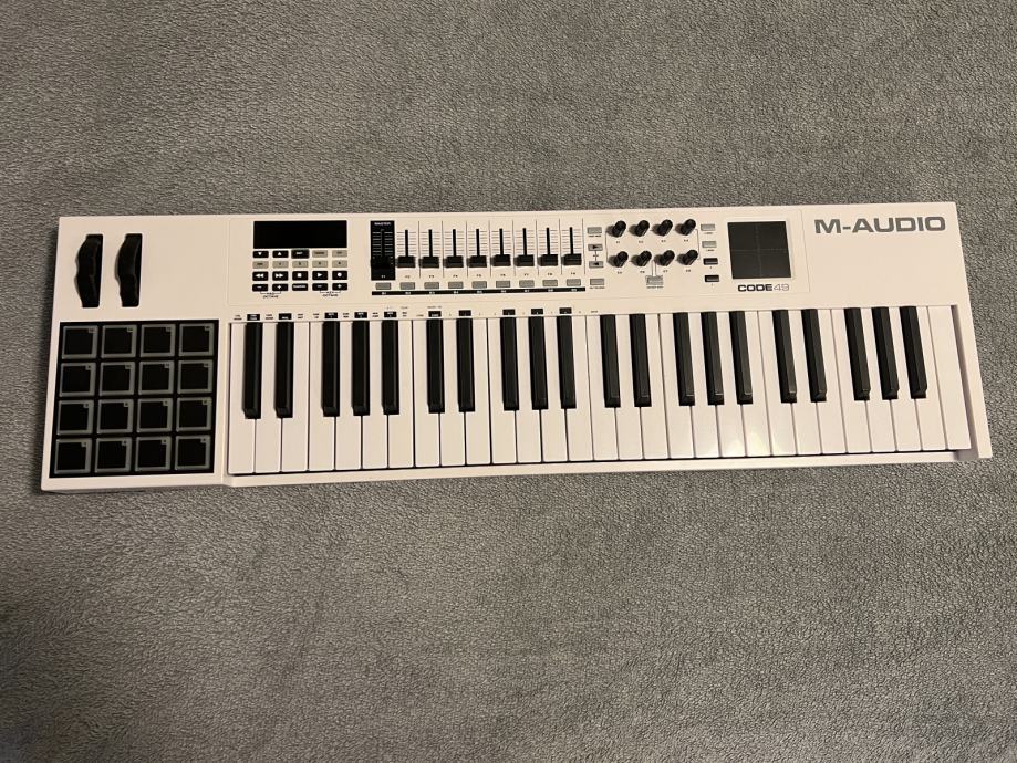 Midi kontroler M Audio Code 49 White